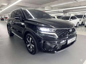 Black Kia Sorento 2020 in Vilnius, with an engine capacity of 2.20 L and mileage of 192 thousand km for 17500 €, photo  on AUTOMOTO.COM.LV