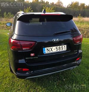 Melns Kia Sorento 2020 Valmiera, ar dzinēja tilpumu 2.20 L un nobraukumu 135 tūkst. km par 25260 €, foto 4 vietnē AUTOMOTO.COM.LV