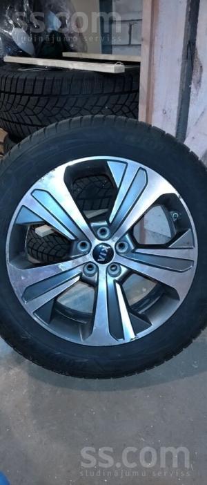 Melns Kia Sorento 2020 Valmiera, ar dzinēja tilpumu 2.20 L un nobraukumu 135 tūkst. km par 25260 €, foto 8 vietnē AUTOMOTO.COM.LV