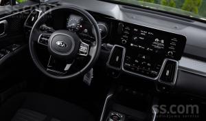 Black Kia Sorento 2021 in Jelgava, with an engine capacity of 1.60 L and mileage of 175 thousand km for 23600 €, photo 10 on AUTOMOTO.COM.LV