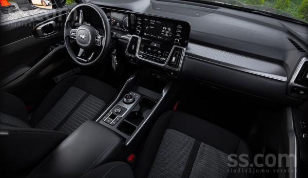 Melns Kia Sorento 2021 Jelgava, ar dzinēja tilpumu 1.60 L un nobraukumu 175 tūkst. km par 23600 €, foto 10 vietnē AUTOMOTO.COM.LV