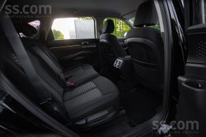 Black Kia Sorento 2021 in Jelgava, with an engine capacity of 1.60 L and mileage of 175 thousand km for 23600 €, photo 14 on AUTOMOTO.COM.LV