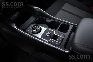 Black Kia Sorento 2021 in Jelgava, with an engine capacity of 1.60 L and mileage of 175 thousand km for 23600 €, photo 19 on AUTOMOTO.COM.LV