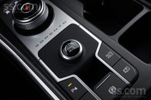 Black Kia Sorento 2021 in Jelgava, with an engine capacity of 1.60 L and mileage of 175 thousand km for 23600 €, photo 29 on AUTOMOTO.COM.LV