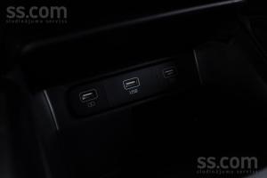 Black Kia Sorento 2021 in Jelgava, with an engine capacity of 1.60 L and mileage of 175 thousand km for 23600 €, photo 30 on AUTOMOTO.COM.LV