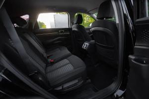 Black Kia Sorento 2021 in Jelgava, with an engine capacity of 1.60 L and mileage of 175 thousand km for 23600 €, photo 14 on AUTOMOTO.COM.LV