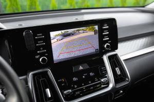 Black Kia Sorento 2021 in Jelgava, with an engine capacity of 1.60 L and mileage of 175 thousand km for 23600 €, photo 24 on AUTOMOTO.COM.LV