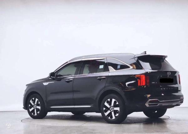 Melns Kia Sorento 2021 Viļņa, ar dzinēja tilpumu 2.15 L un nobraukumu 145 tūkst. km par 23849 €, foto 2 vietnē AUTOMOTO.COM.LV