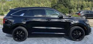 Black Kia Sorento 2021 in Vilnius, with an engine capacity of 2.50 L and mileage of 186 thousand km for 24000 €, photo 8 on AUTOMOTO.COM.LV