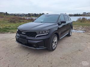 Melns Kia Sorento 2022 Viļņa, ar dzinēja tilpumu 2.20 L un nobraukumu 71 tūkst. km par 34900 €, foto  vietnē AUTOMOTO.COM.LV