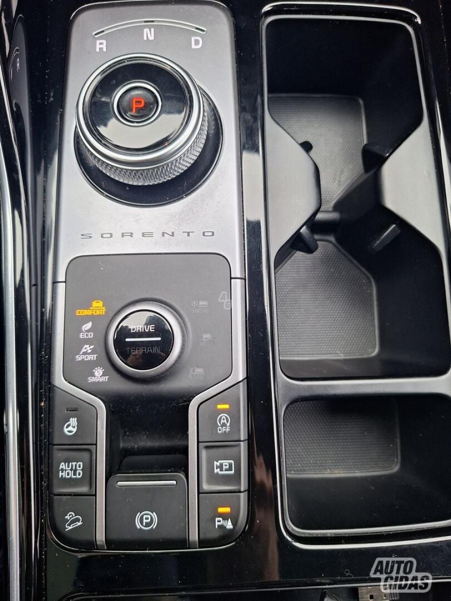 Melns Kia Sorento 2022 Viļņa, ar dzinēja tilpumu 2.20 L un nobraukumu 71 tūkst. km par 32500 €, foto 11 vietnē AUTOMOTO.COM.LV