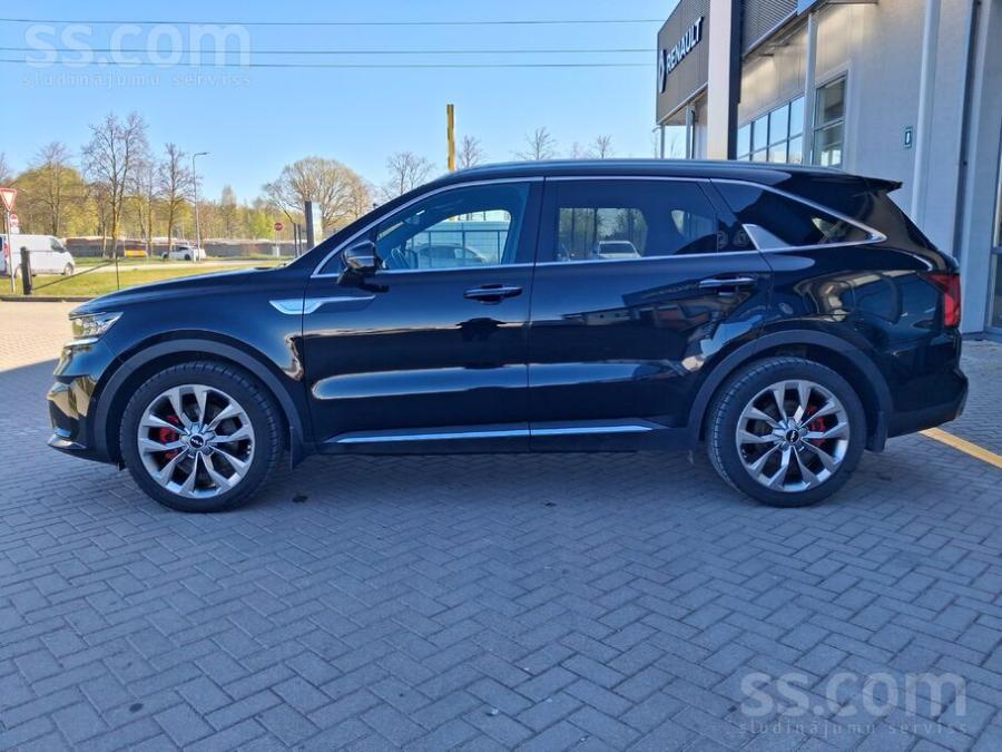 Melns Kia Sorento 2022 Liepāja, ar dzinēja tilpumu 2.20 L un nobraukumu 82 tūkst. km par 37900 €, foto 5 vietnē AUTOMOTO.COM.LV