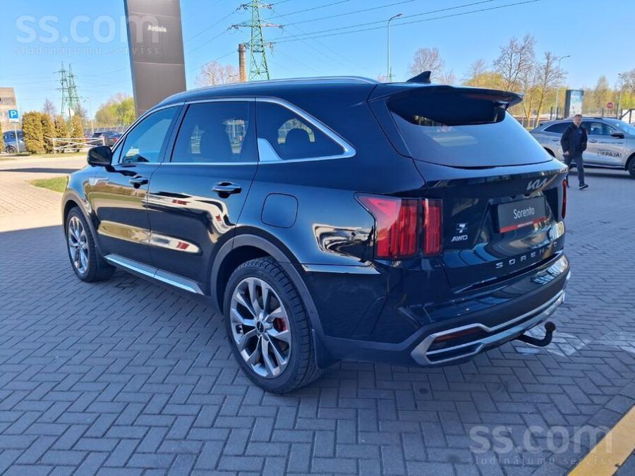 Melns Kia Sorento 2022 Liepāja, ar dzinēja tilpumu 2.20 L un nobraukumu 82 tūkst. km par 37900 €, foto 9 vietnē AUTOMOTO.COM.LV