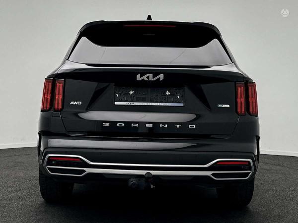 Melns Kia Sorento 2022 Viļņa, ar dzinēja tilpumu 0.00 L un nobraukumu 119 tūkst. km par 31460 €, foto 4 vietnē AUTOMOTO.COM.LV