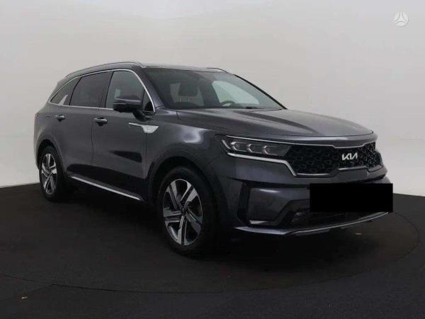 Melns Kia Sorento 2022 Viļņa, ar dzinēja tilpumu 1.60 L un nobraukumu 241 tūkst. km par 26015 €, foto 2 vietnē AUTOMOTO.COM.LV