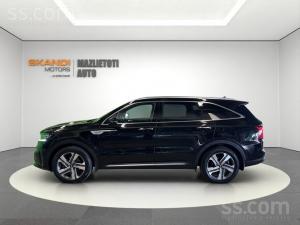 Melns Kia Sorento 2022 Rīga, ar dzinēja tilpumu 1.60 L un nobraukumu 94 tūkst. km par 32490 €, foto 4 vietnē AUTOMOTO.COM.LV