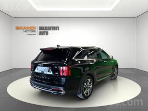 Melns Kia Sorento 2022 Rīga, ar dzinēja tilpumu 1.60 L un nobraukumu 94 tūkst. km par 32490 €, foto 7 vietnē AUTOMOTO.COM.LV