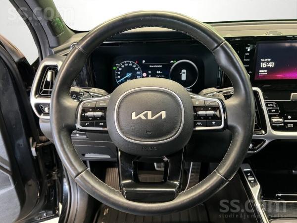 Melns Kia Sorento 2022 Rīga, ar dzinēja tilpumu 1.60 L un nobraukumu 94 tūkst. km par 32490 €, foto 11 vietnē AUTOMOTO.COM.LV