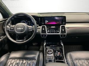 Melns Kia Sorento 2022 Rīga, ar dzinēja tilpumu 1.60 L un nobraukumu 94 tūkst. km par 32490 €, foto 15 vietnē AUTOMOTO.COM.LV