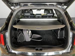 Melns Kia Sorento 2022 Rīga, ar dzinēja tilpumu 1.60 L un nobraukumu 94 tūkst. km par 32490 €, foto 20 vietnē AUTOMOTO.COM.LV