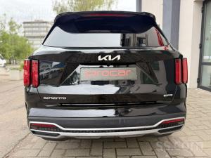 Melns Kia Sorento 2022 Rīga, ar dzinēja tilpumu 1.60 L un nobraukumu 23 tūkst. km par 39900 €, foto 6 vietnē AUTOMOTO.COM.LV