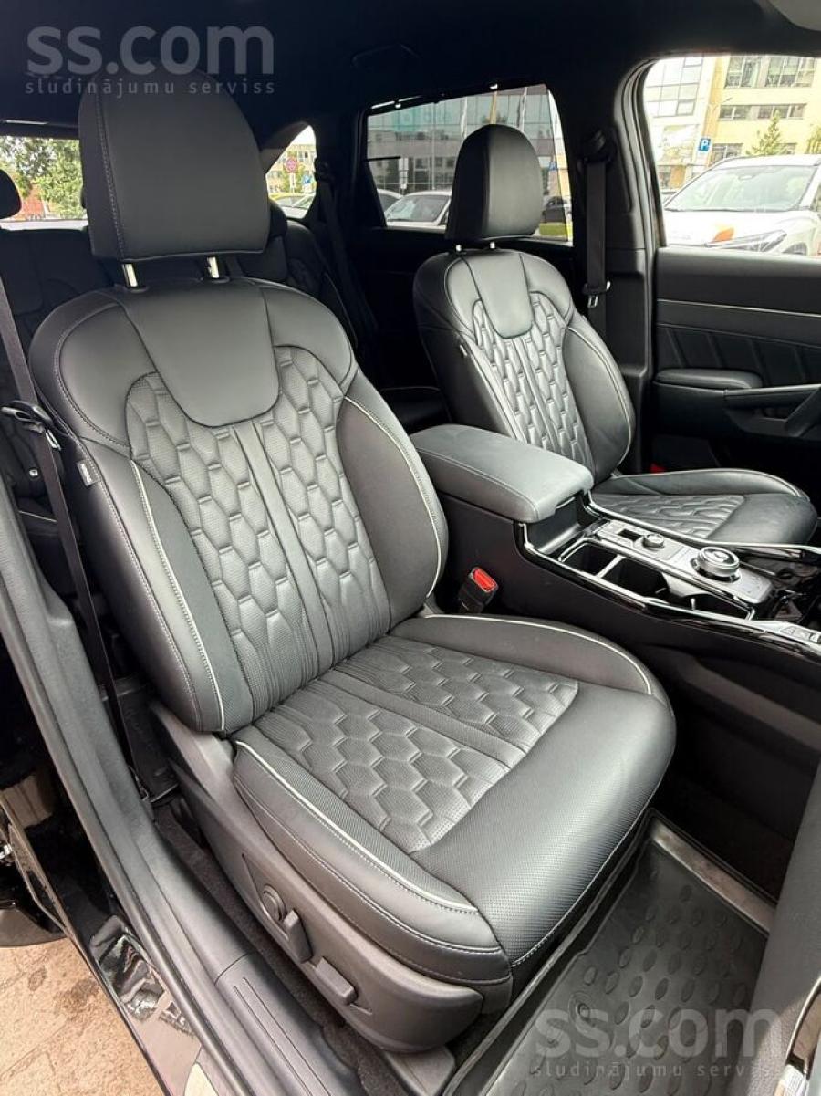 Melns Kia Sorento 2022 Rīga, ar dzinēja tilpumu 1.60 L un nobraukumu 23 tūkst. km par 39900 €, foto 29 vietnē AUTOMOTO.COM.LV