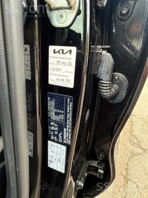 Melns Kia Sorento 2022 Rīga, ar dzinēja tilpumu 1.60 L un nobraukumu 23 tūkst. km par 39900 €, foto 32 vietnē AUTOMOTO.COM.LV