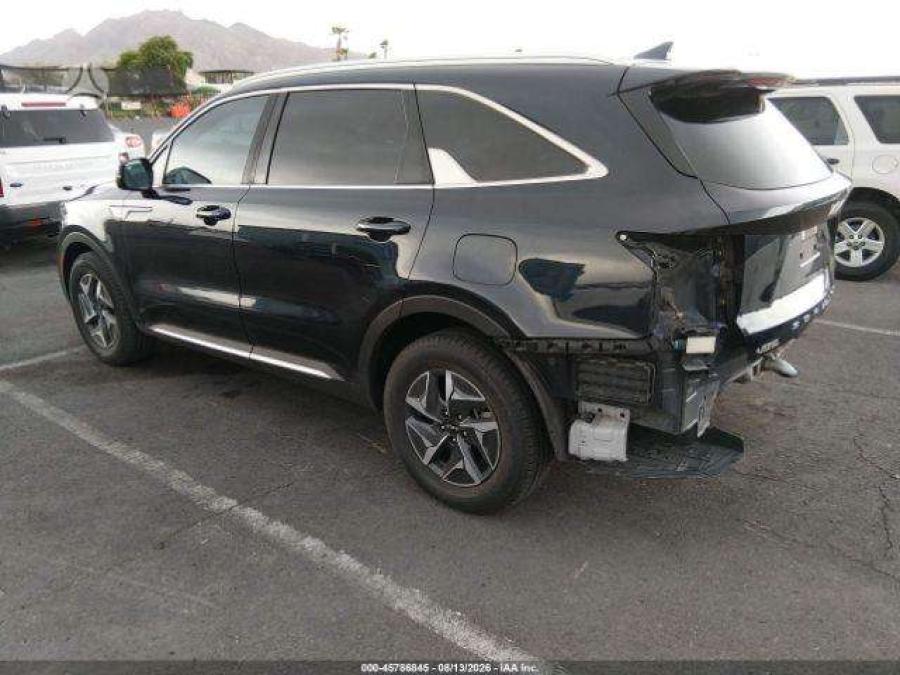 Melns Kia Sorento 2022 Klaipėda, ar dzinēja tilpumu 1.60 L un nobraukumu 139 tūkst. km par 10200 €, foto 8 vietnē AUTOMOTO.COM.LV
