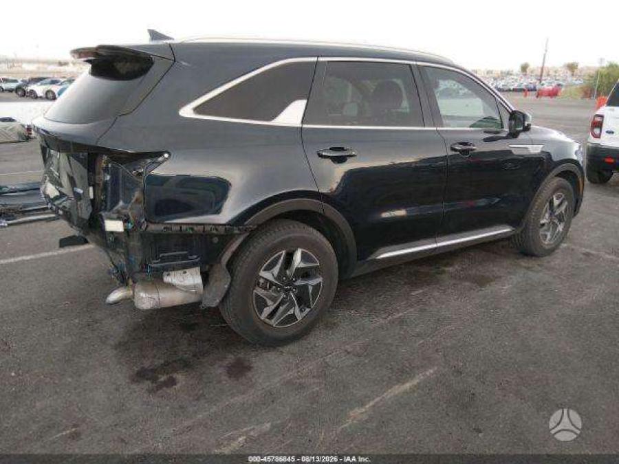 Melns Kia Sorento 2022 Klaipėda, ar dzinēja tilpumu 1.60 L un nobraukumu 139 tūkst. km par 10200 €, foto 9 vietnē AUTOMOTO.COM.LV