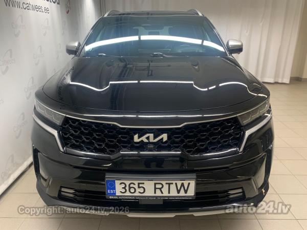 Melns Kia Sorento 2023 Tallina, ar dzinēja tilpumu 2.20 L un nobraukumu 86 tūkst. km par 39900 €, foto 2 vietnē AUTOMOTO.COM.LV