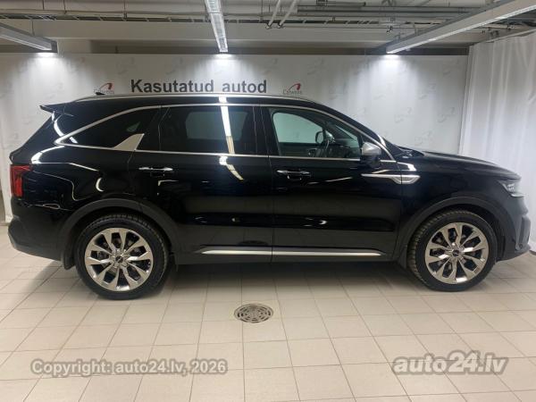 Melns Kia Sorento 2023 Tallina, ar dzinēja tilpumu 2.20 L un nobraukumu 86 tūkst. km par 39900 €, foto 3 vietnē AUTOMOTO.COM.LV