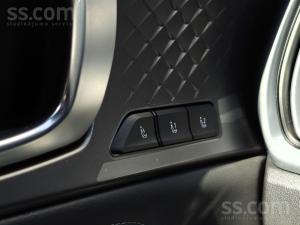 Black Kia Sorento 2025 in Riga, with an engine capacity of 2.20 L and mileage of 58 thousand km for 47900 €, photo 19 on AUTOMOTO.COM.LV