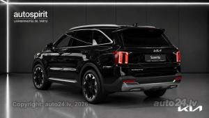 Black Kia Sorento 2026 in Tartu, with an engine capacity of 2.20 L and mileage of 12 thousand km for 63990 €, photo 5 on AUTOMOTO.COM.LV
