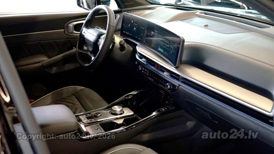 Black Kia Sorento 2026 in Tartu, with an engine capacity of 2.20 L and mileage of 12 thousand km for 63990 €, photo 10 on AUTOMOTO.COM.LV