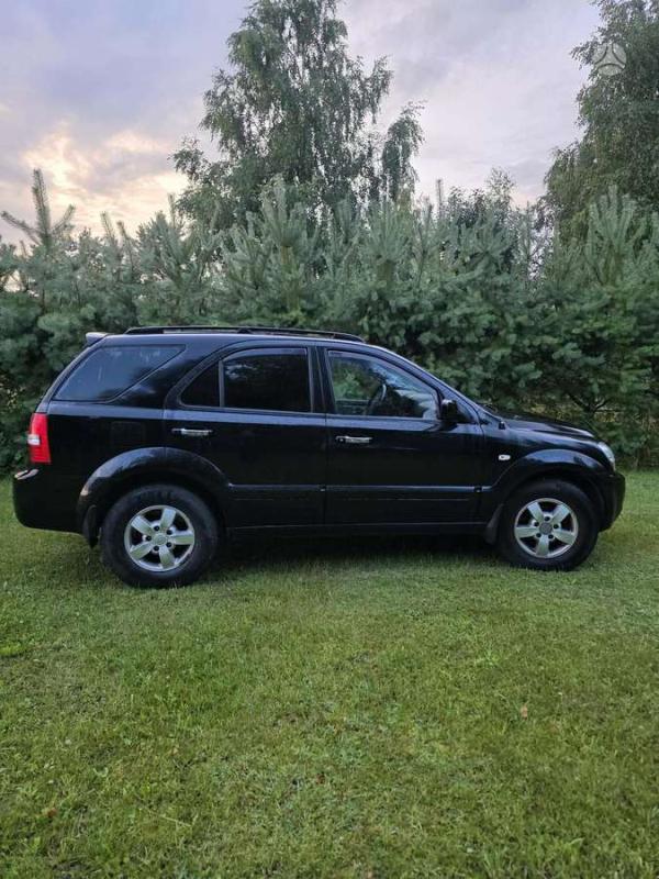 Melns Kia Sorento 2009 Gargždai, ar dzinēja tilpumu 2.50 L un nobraukumu 298 tūkst. km par 3300 €, foto 7 vietnē AUTOMOTO.COM.LV