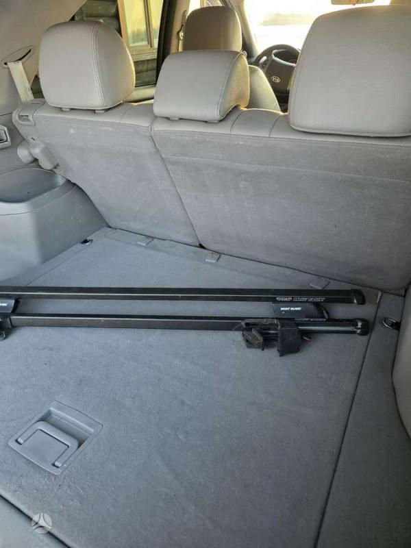 Melns Kia Sorento 2009 Gargždai, ar dzinēja tilpumu 2.50 L un nobraukumu 298 tūkst. km par 3300 €, foto 9 vietnē AUTOMOTO.COM.LV