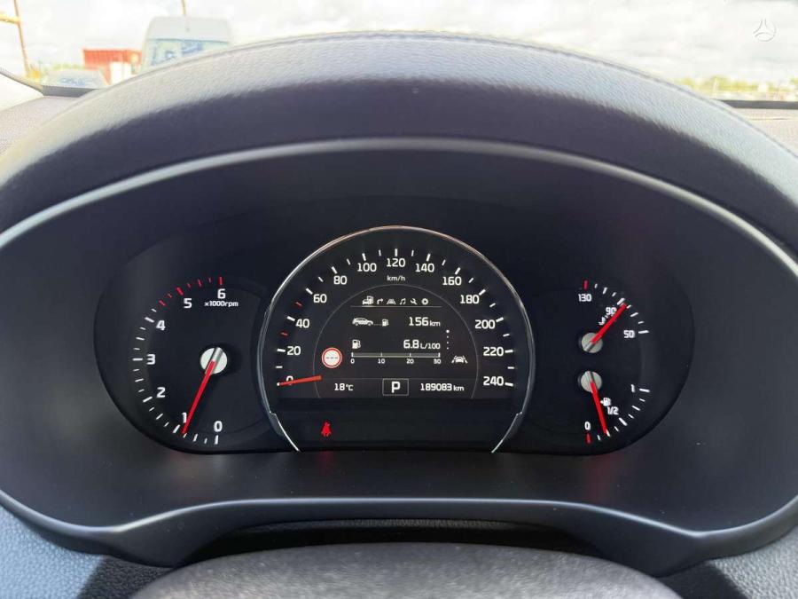 Black Kia Sorento 2016 in Vilnius, with an engine capacity of 2.20 L and mileage of 189 thousand km for 15750 €, photo 22 on AUTOMOTO.COM.LV