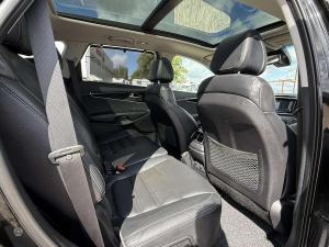 Black Kia Sorento 2016 in Vilnius, with an engine capacity of 2.20 L and mileage of 189 thousand km for 15750 €, photo 24 on AUTOMOTO.COM.LV