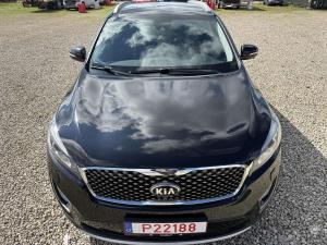 Black Kia Sorento 2016 in Vilnius, with an engine capacity of 2.20 L and mileage of 189 thousand km for 15750 €, photo 46 on AUTOMOTO.COM.LV