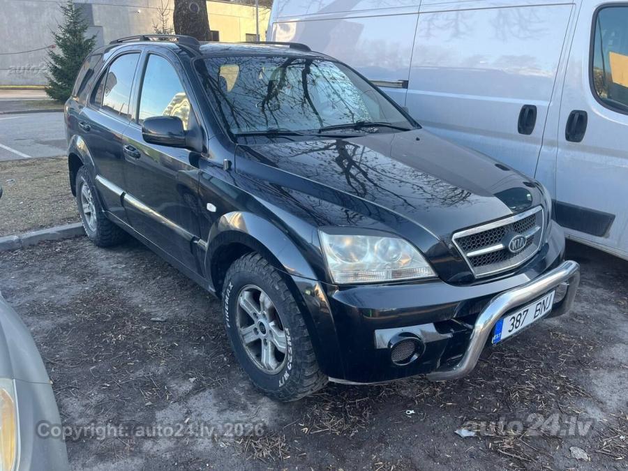 Melns Kia Sorento 2003 Tallina, ar dzinēja tilpumu 2.50 L un nobraukumu 249 tūkst. km par 1999 €, foto 1 vietnē AUTOMOTO.COM.LV