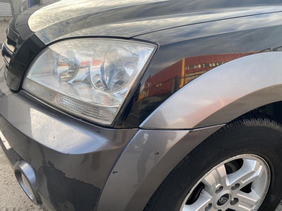 Black Kia Sorento 2004 in Tallinn, with an engine capacity of 0.00 L and mileage of 225 thousand km for 2999 €, photo 25 on AUTOMOTO.COM.LV
