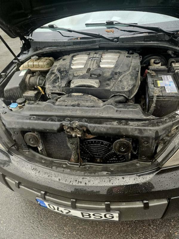 Melns Kia Sorento 2005 Rapla, ar dzinēja tilpumu 0.00 L un nobraukumu 272 tūkst. km par 850 €, foto 10 vietnē AUTOMOTO.COM.LV