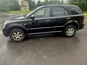 Black Kia Sorento 2005 in Rapla, with an engine capacity of 0.00 L and mileage of 272 thousand km for 850 €, photo 13 on AUTOMOTO.COM.LV