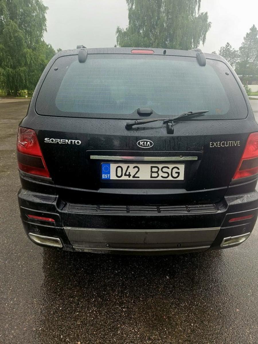 Black Kia Sorento 2005 in Rapla, with an engine capacity of 0.00 L and mileage of 272 thousand km for 850 €, photo 18 on AUTOMOTO.COM.LV
