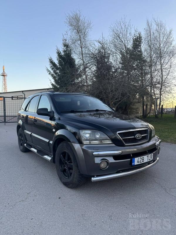 Melns Kia Sorento 2006 Tallina, ar dzinēja tilpumu 2.50 L un nobraukumu 338 tūkst. km par 2490 €, foto 1 vietnē AUTOMOTO.COM.LV