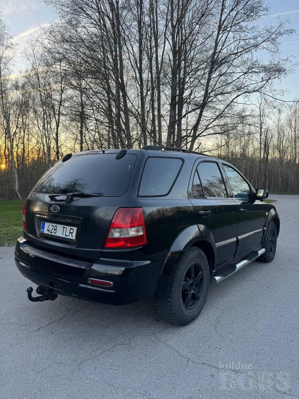 Melns Kia Sorento 2006 Tallina, ar dzinēja tilpumu 2.50 L un nobraukumu 338 tūkst. km par 2490 €, foto 5 vietnē AUTOMOTO.COM.LV