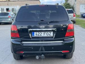 Melns Kia Sorento 2008 Narva, ar dzinēja tilpumu 2.50 L un nobraukumu 176 tūkst. km par 1999 €, foto 19 vietnē AUTOMOTO.COM.LV