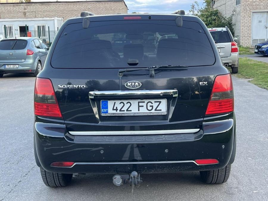 Melns Kia Sorento 2008 Narva, ar dzinēja tilpumu 2.50 L un nobraukumu 176 tūkst. km par 1999 €, foto 19 vietnē AUTOMOTO.COM.LV