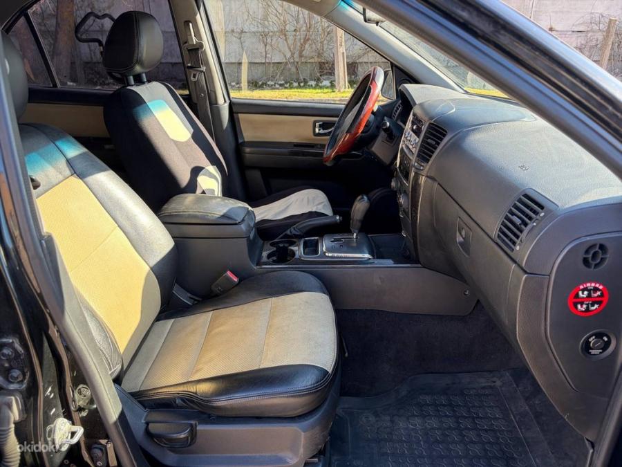Melns Kia Sorento 2009 Narva, ar dzinēja tilpumu 2.50 L un nobraukumu 298 tūkst. km par 1990 €, foto 9 vietnē AUTOMOTO.COM.LV