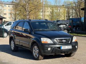 Black Kia Sorento 2009 in Narva, with an engine capacity of 2.50 L and mileage of 298 thousand km for 1990 €, photo 14 on AUTOMOTO.COM.LV